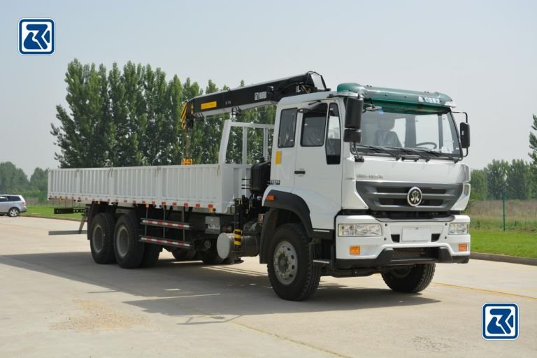 Understanding the Lifting Capacity of HOWO Truck Cranes - HOWO Special ...